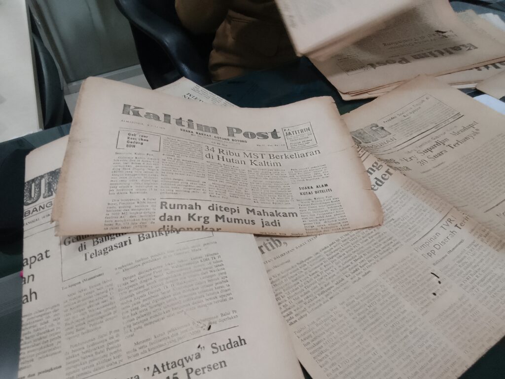 Simpan Koran Terbitan Lama, Ruang Terbitan Berkala Ramai Dikunjungi ...